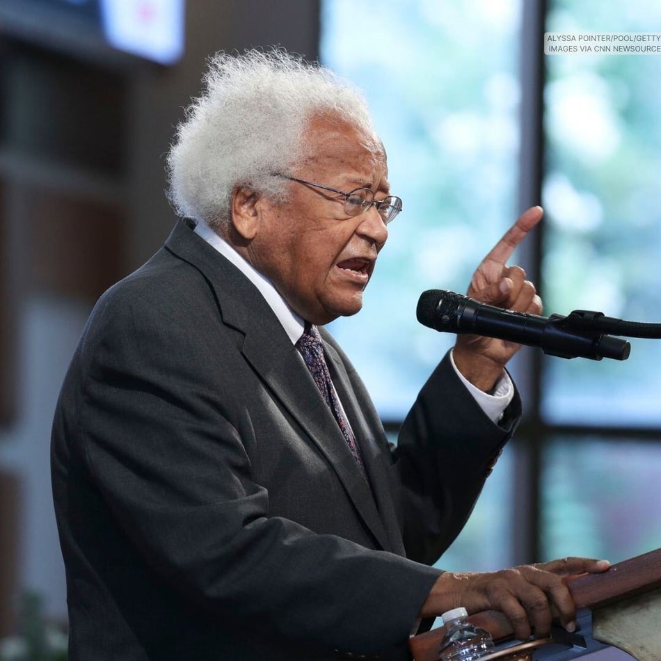 Civil rights icon Rev. James Lawson Jr. dead at 95
